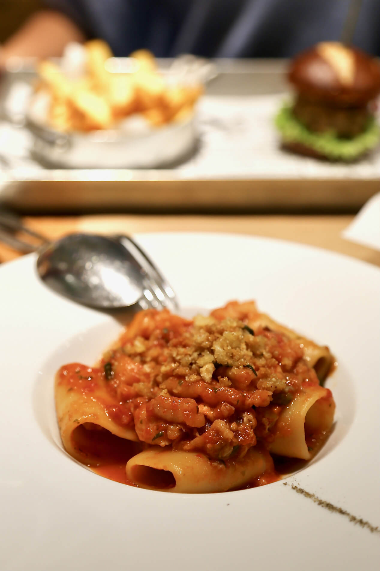 気軽に魚料理を楽しめるダイニングバー Fishing Lab alle Murate | FIRENZE PLUS